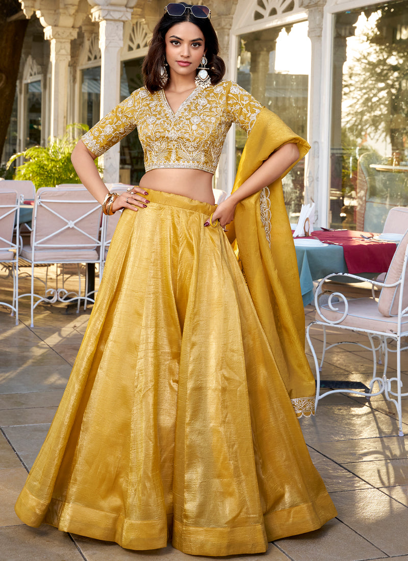 Haldi Lehenga for Bride | Stylish Lehenga for Haldi Ceremony – Tapee ...